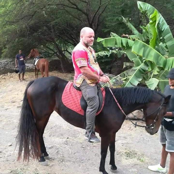 Quem Somos - Djambai Tours - Descubra Cabo Verde Connosco